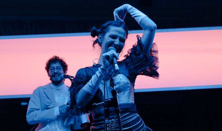 Feli Colina en Camping: la raíz argentina a flor de piel | Nota al Pie ...