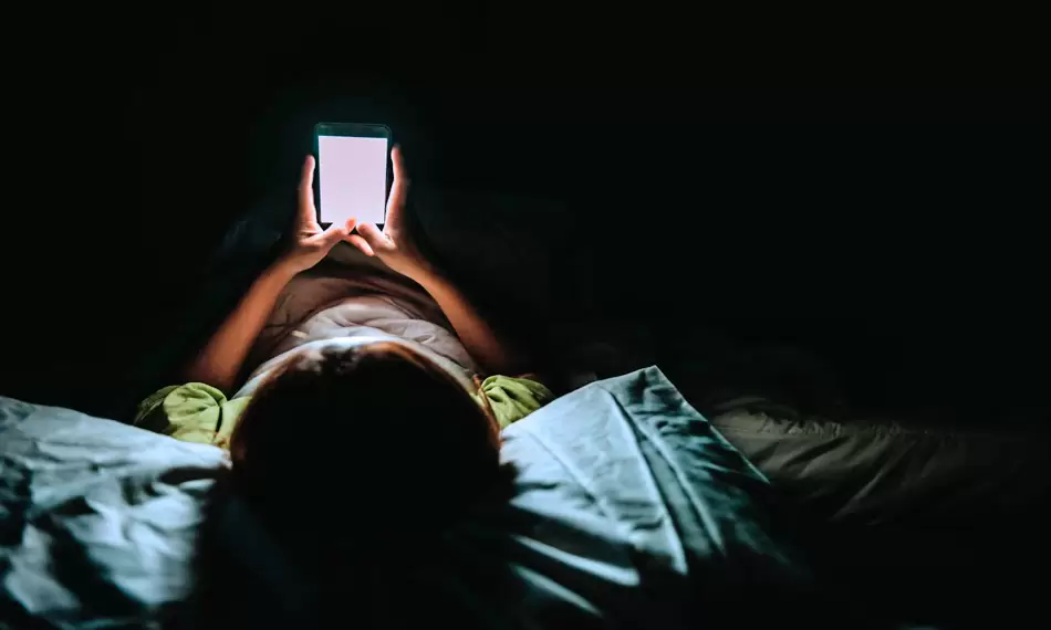 Adicción al celular: una encuesta busca conocer los hábitos frente a ...